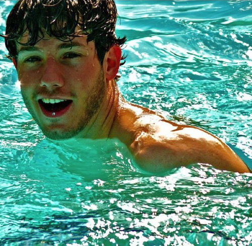 kenneth in the (212): Fraternizing With Dustin Zito