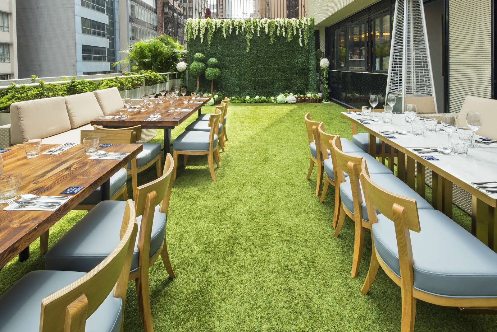 The Attributes of a Great Rooftop Restaurant! | UrbanPark