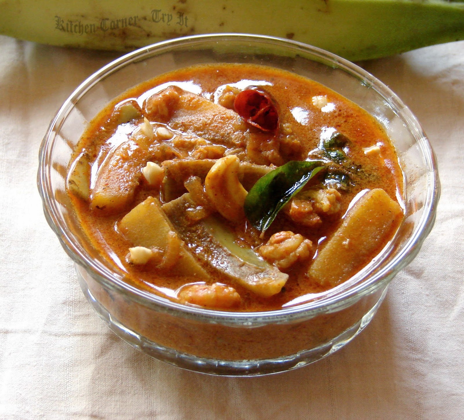 Chemmeen Ethakka Curry