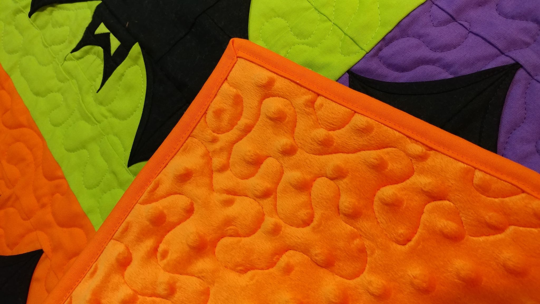 Slice of Pi Quilts: Going Batty! - A Finished Quilt!