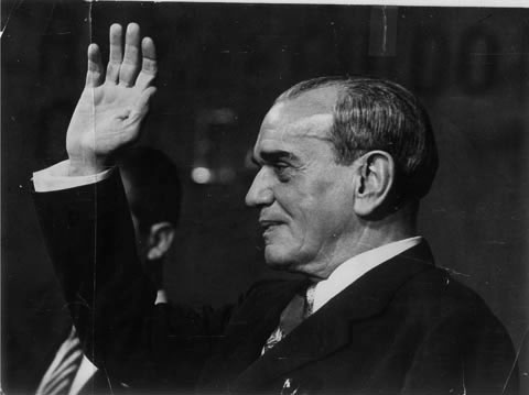 ESTO PASO: 1890: NACIÓ Adolfo Ruiz Cortines, presidente mexicano (1952 ...