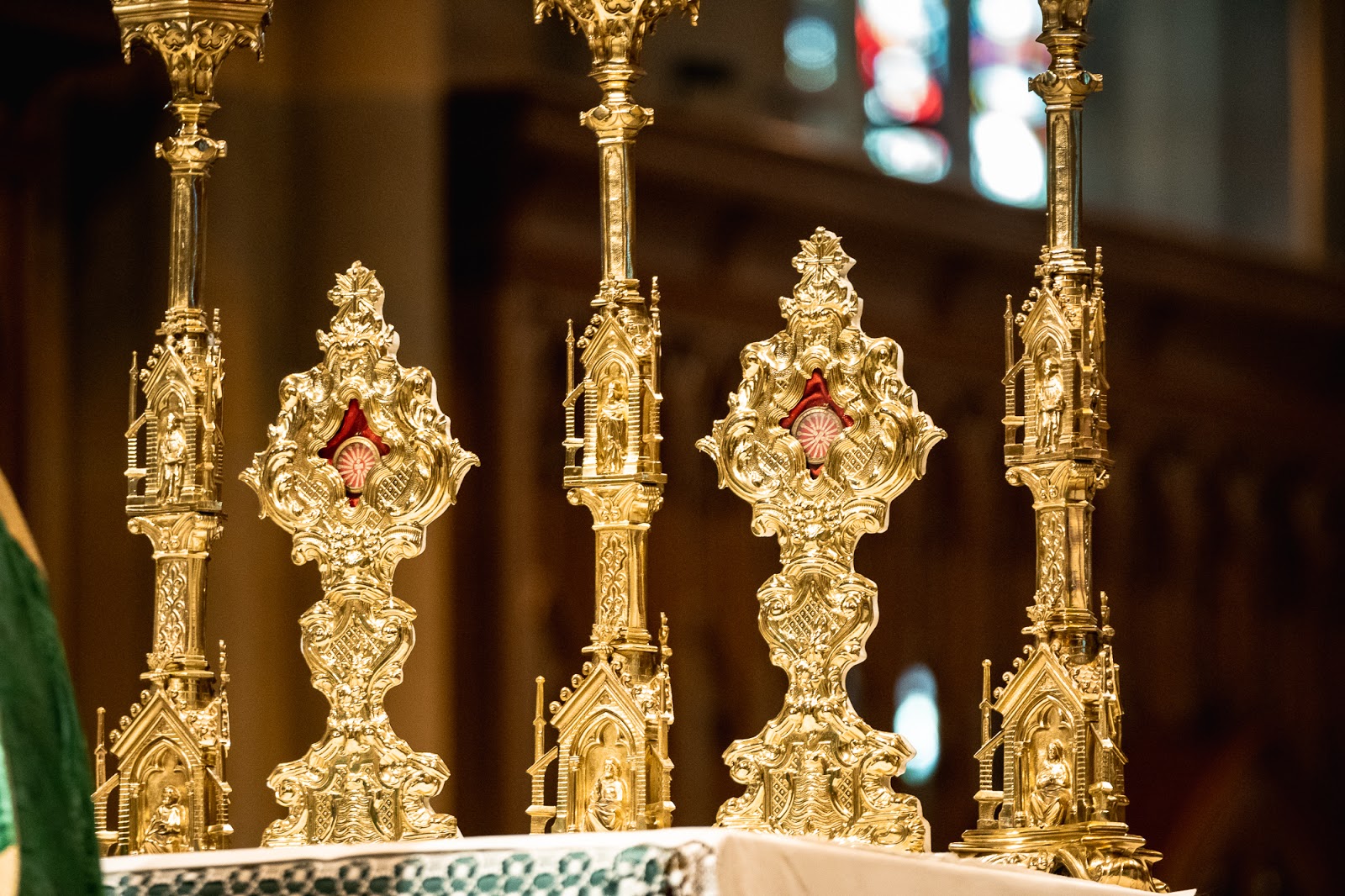 New Liturgical Movement: Progressive Solemnity: Traditional ...