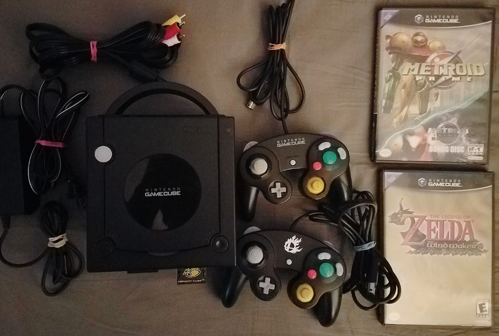 Retro Treasures: Nintendo Gamecube - The Black Bundle