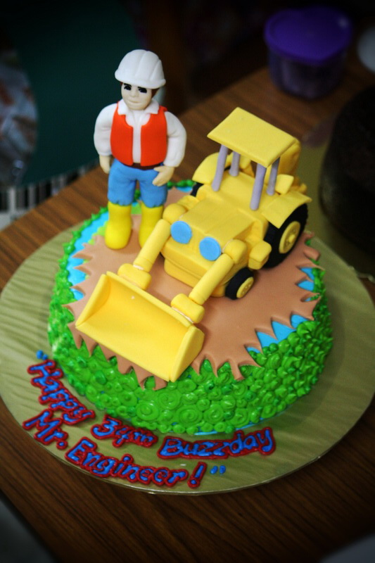 Rizq Cakes: An engineer and a backhoe