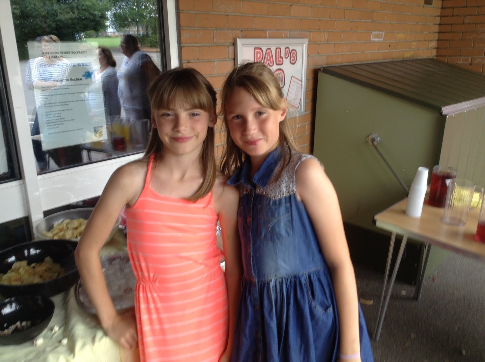 Welcome to the Year 6 Blog - The Home of Apple and Juniper: Year 6 Disco