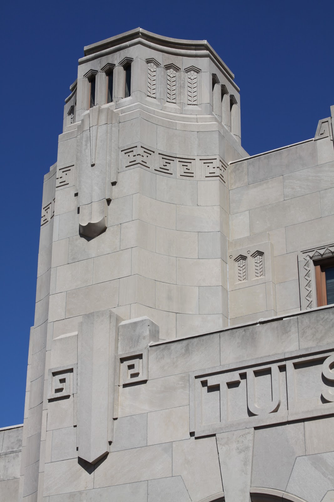Art Deco in Tulsa: Tulsa Union Depot