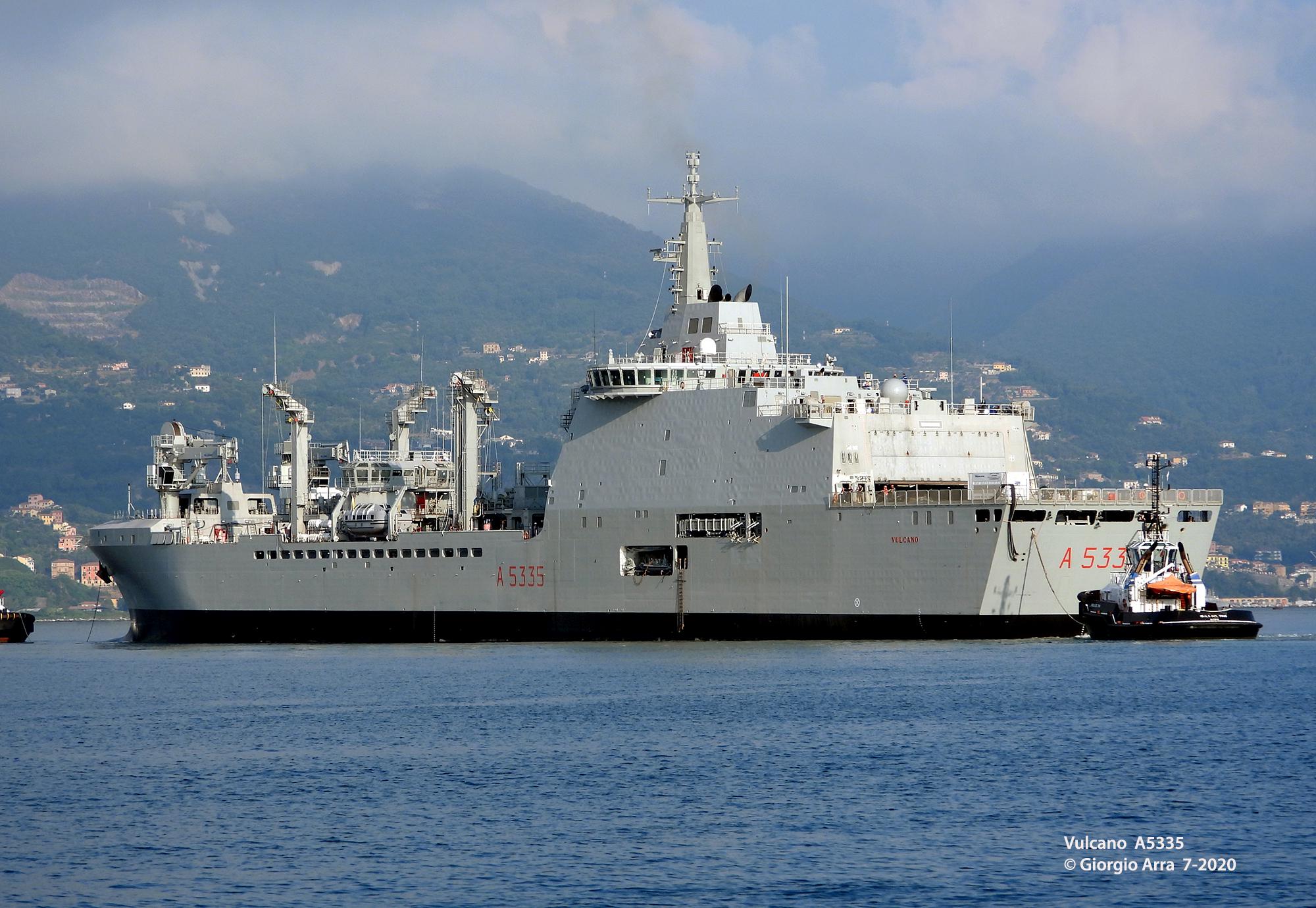 SI VIS PACEM, PARA BELLUM: MARINA MILITARE ITALIANA: Nave Vulcano (A ...