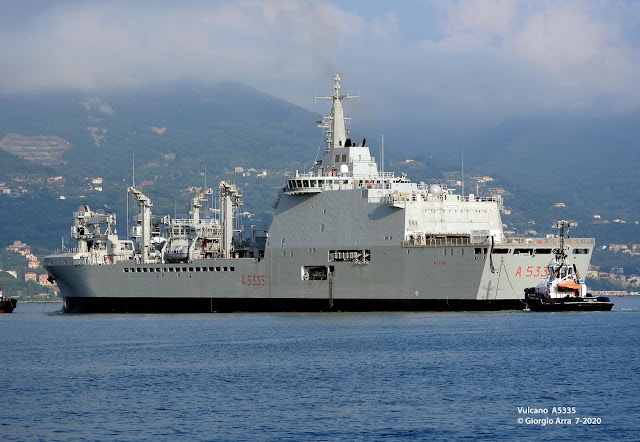 SI VIS PACEM, PARA BELLUM: MARINA MILITARE ITALIANA: Nave Vulcano (A ...