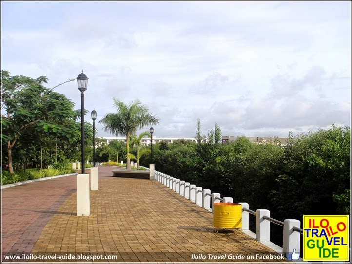 In Photos: The Iloilo River Esplanade