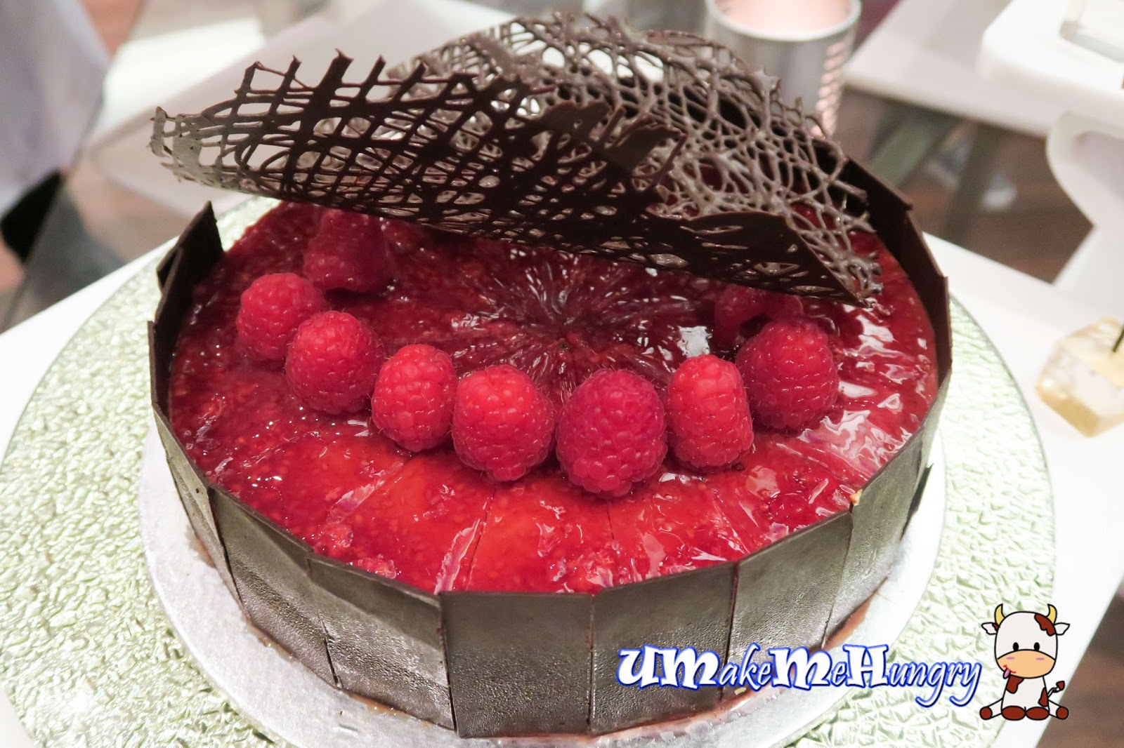 Raspberry Earl Grey Cake