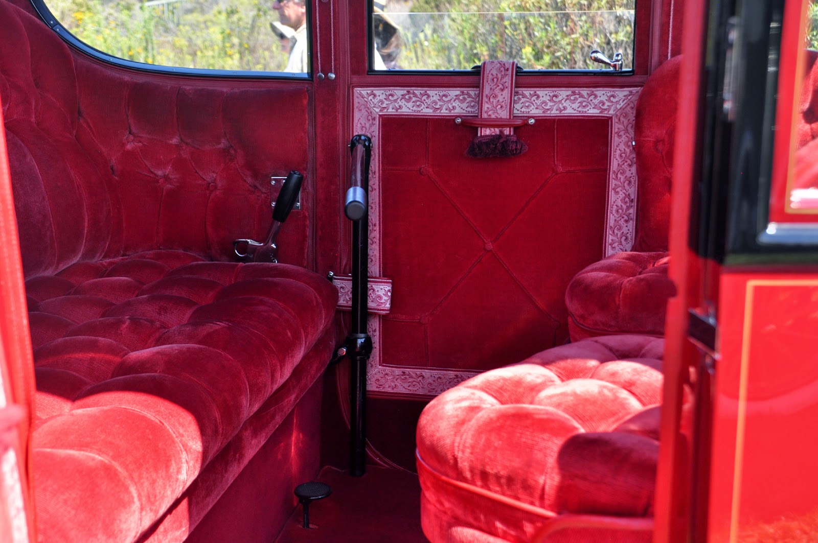 Slashdot Asks: Look and Interior of Future Self-Driving Cars? - Slashdot