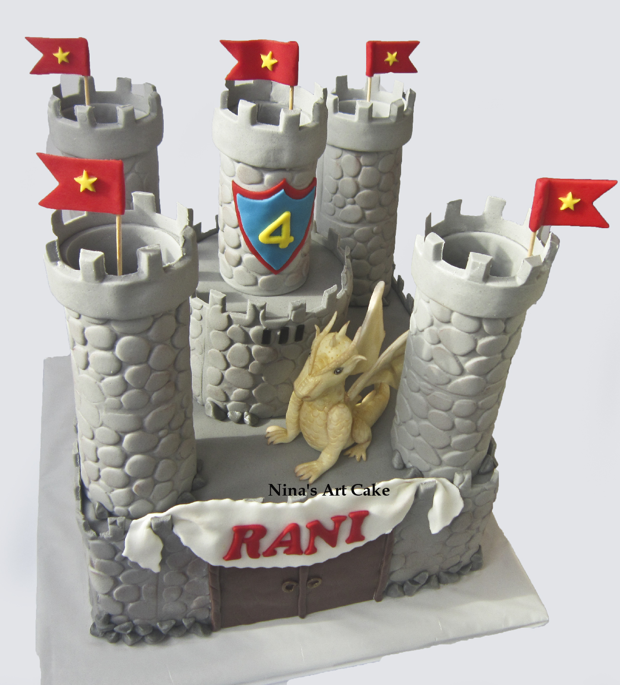 Nina's Art Cake: Tort castel