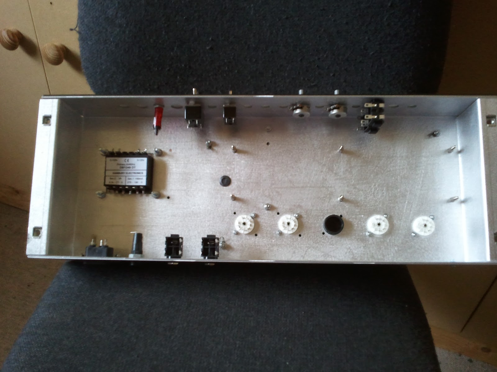 PP-18 Guitar Amplifier: Part 2: Chassis Assembly