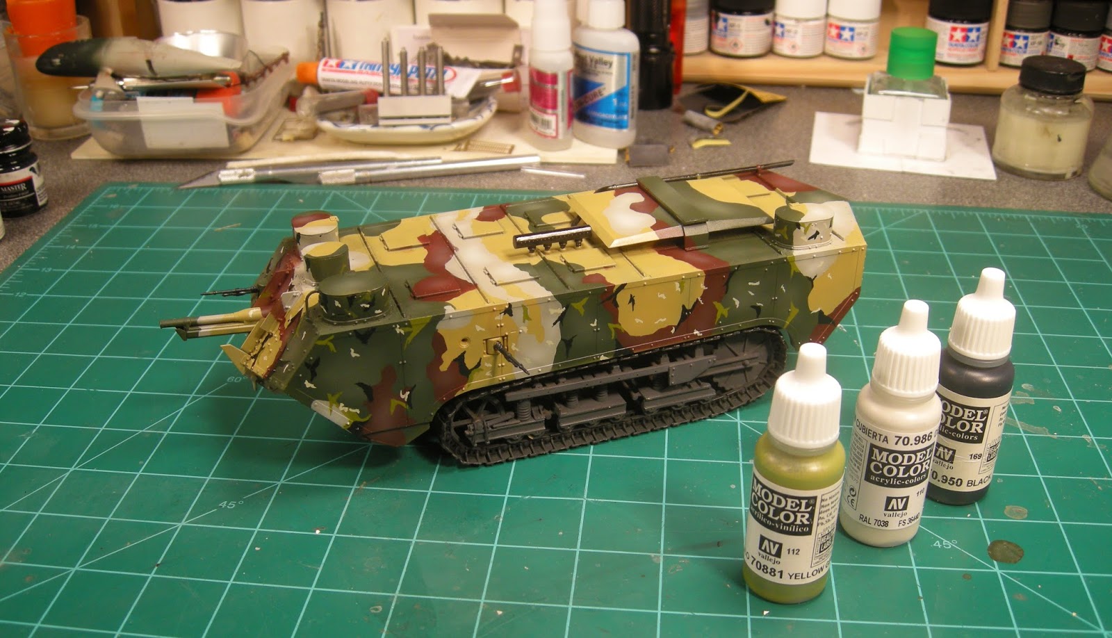 MODEL OTAKU: French WW1 Heavy Tank - St. Chamond