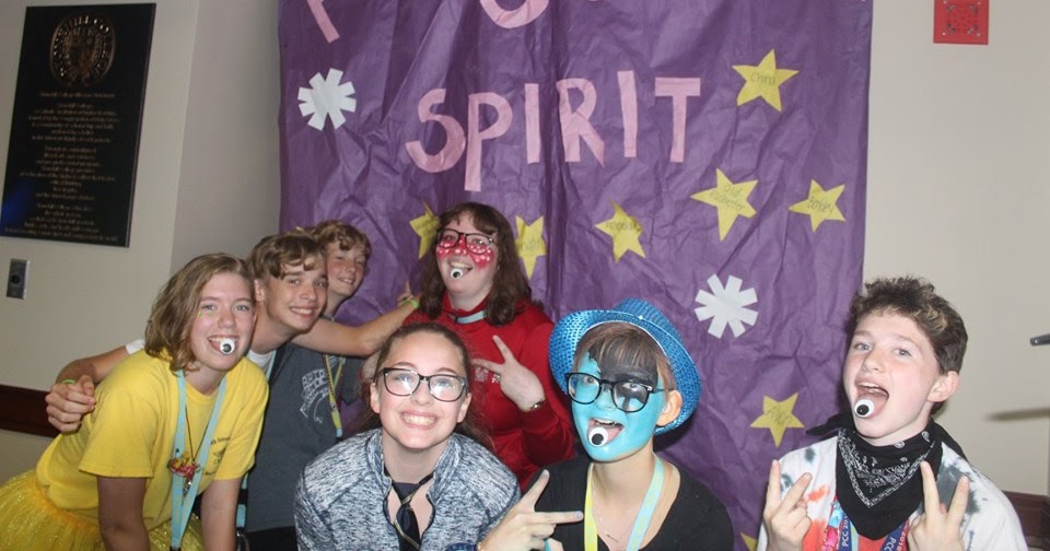 PCC SHOWS ITS SPIRIT AT THE WEEK THREE DANCE