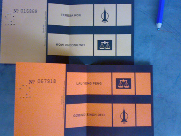 Macam Macam Ada: [gambar] PRU 13 : Pernah tgk Kertas Undi?