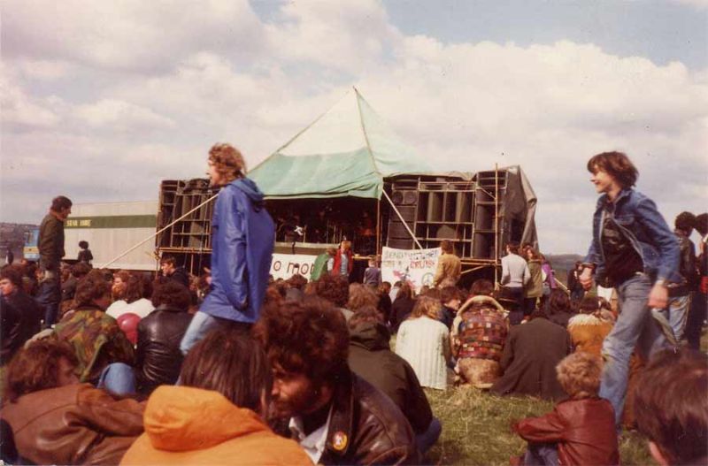 40 Vintage Pictures From Greenham Common Women’s Peace Camp in 1981 and ...