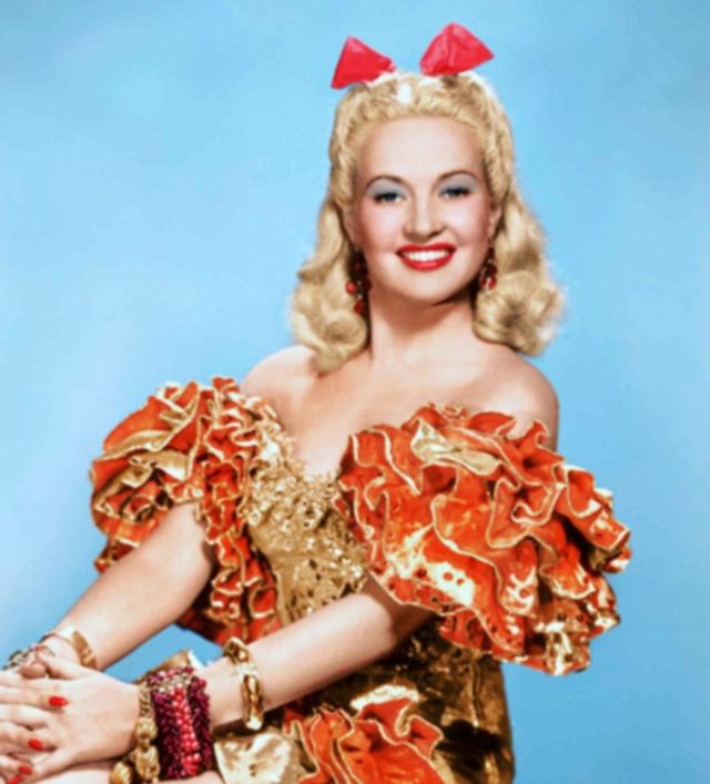 30 Stunning Color Photos of Betty Grable in the 1940s and 1950s ...