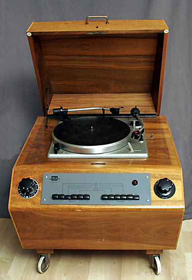 Vintage Audio: Swedish SELA 524 turntable Ortofon tonearm