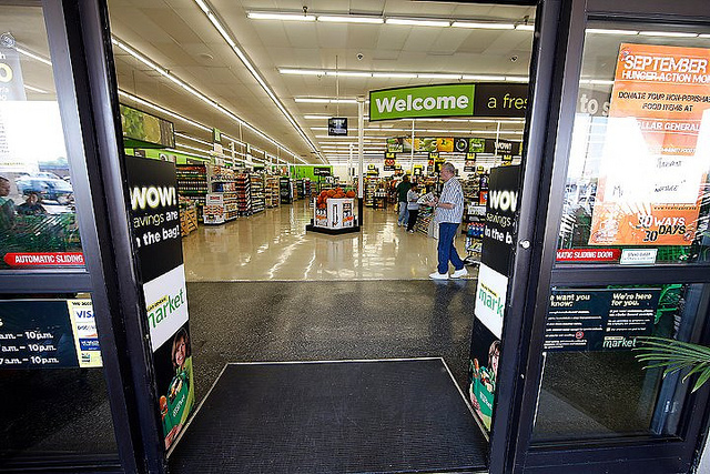 Fresh & Easy Buzz: Dollar General's California Dream Becoming Reality