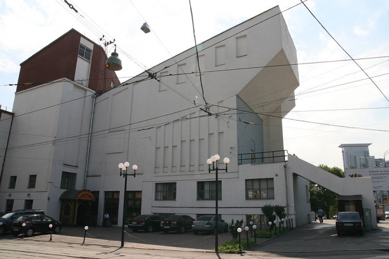 LA ESPINA ROJA: CLUB DE TRABAJADORES RUSAKOV, EN MOSCÚ, EDIFICIO DE ...