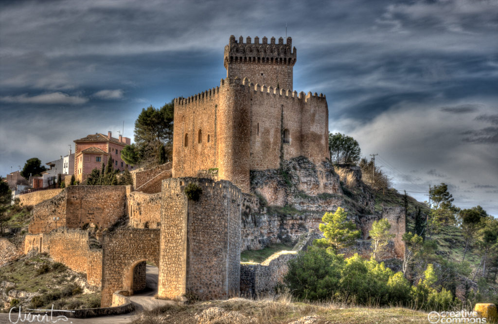 Una mirada al mundo: Alarcón: Una deuda pendiente...