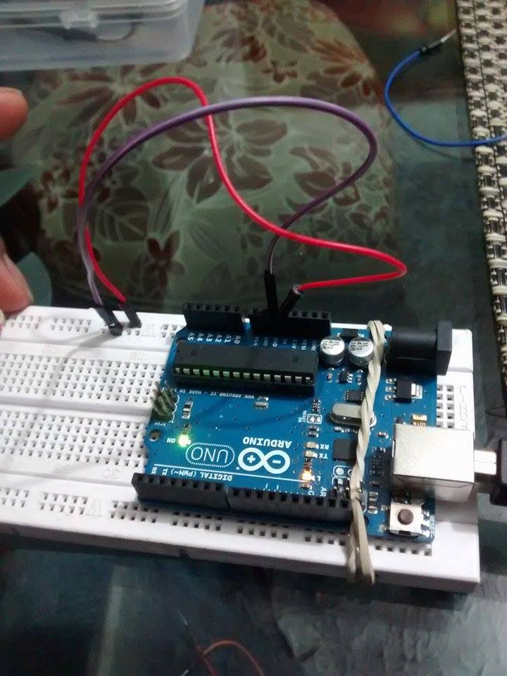 Programando en Arduino Uno (COM3): Laboratorio Final_Radar