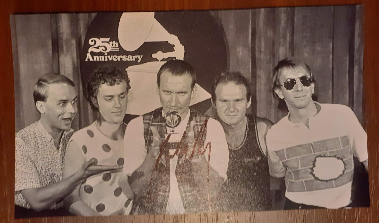 Autograph VIP: Men at Work, an Australian rock band formed in 1979 and ...