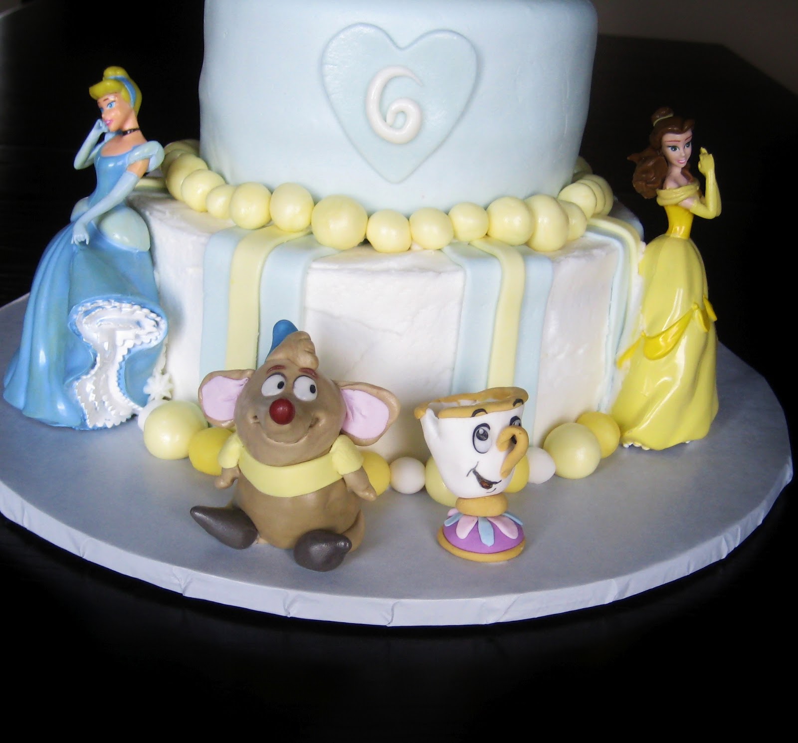 Custom Cakes by Julie: 2012
