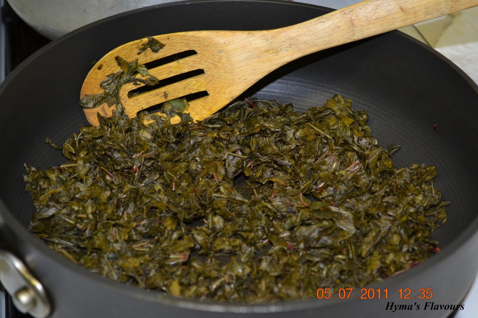 Hyma's Flavours: Gongura Pachadi ( Pulicha Keerai)