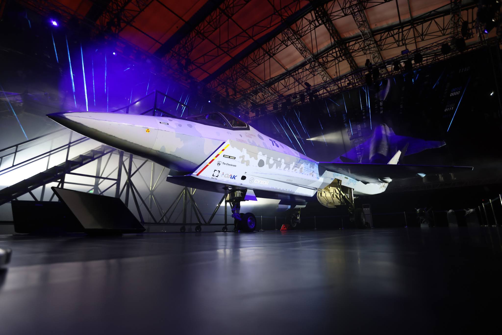 AAG_th บันทึกประจำวัน: ผู้เชี่ยวชาญกล่าวเครื่องบินขับไล่ Su-57 รัสเซียเหนือกว่า F-22 และ F-35 สหรัฐฯ