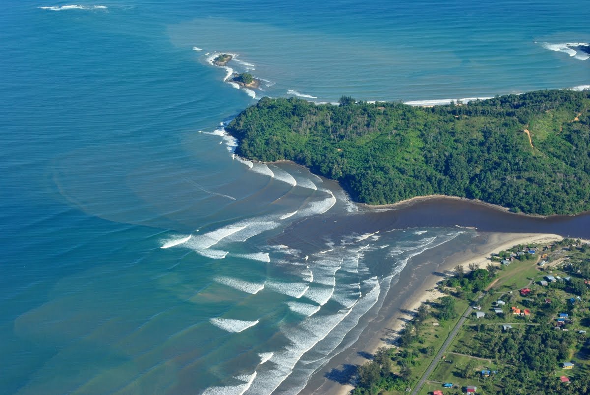 Sabah Craft, Liesure, Tourism: Beautiful Rampayan Laut Beach (Sabah ...