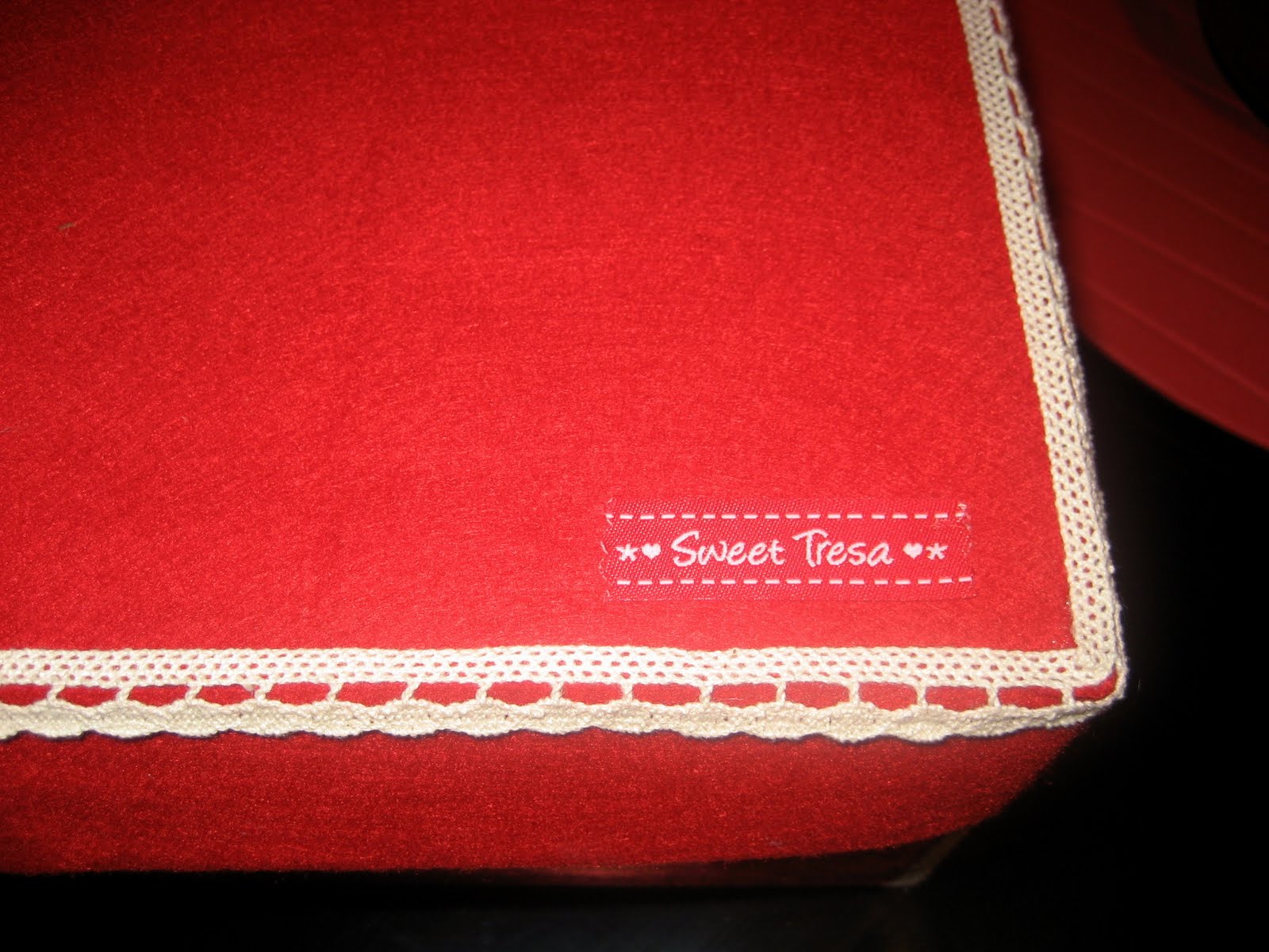 ♥ Sweet Tresa ♥¸¸.•*¨*•: #2 - Handmade Sewing Box ~ Interior