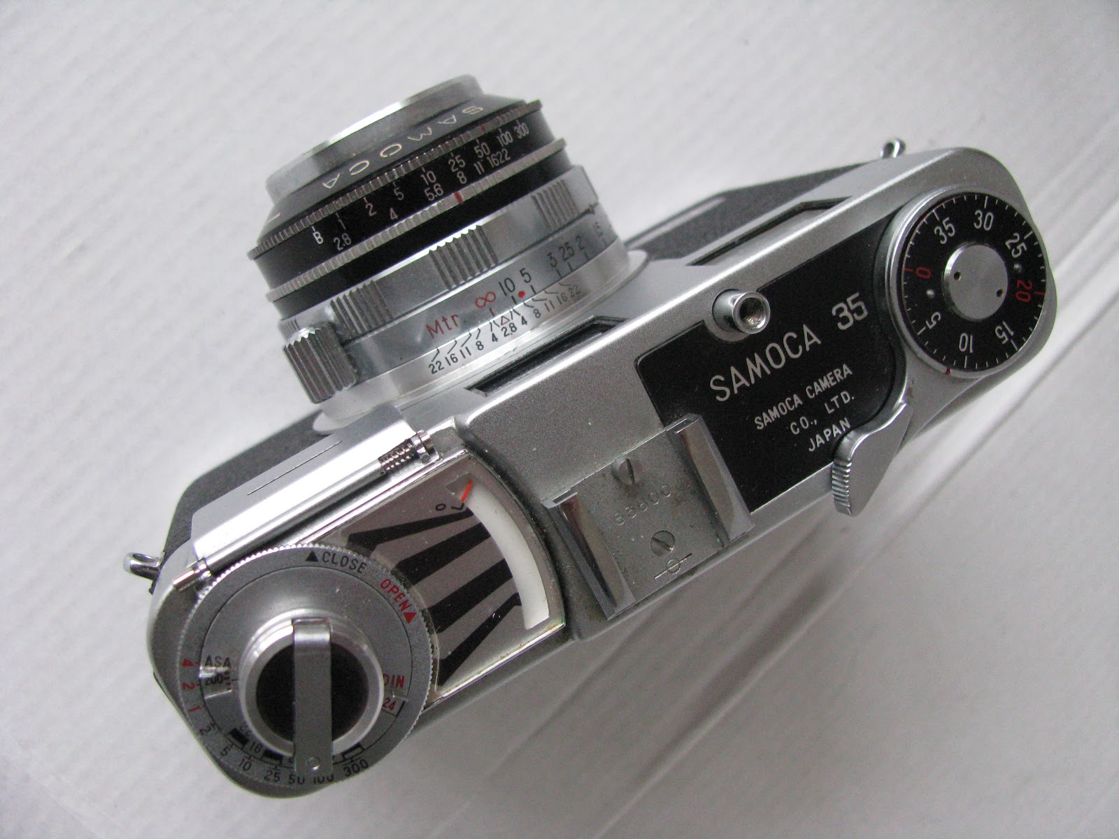 Analogkamera - A virtual photomuseum: Samoca 35 Model LE