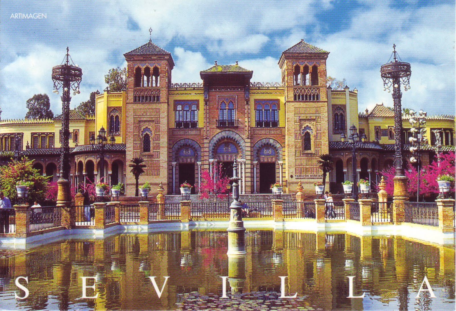 The World in Postcards - Sabine's Blog: Plaza de las Americas, Sevilla ...