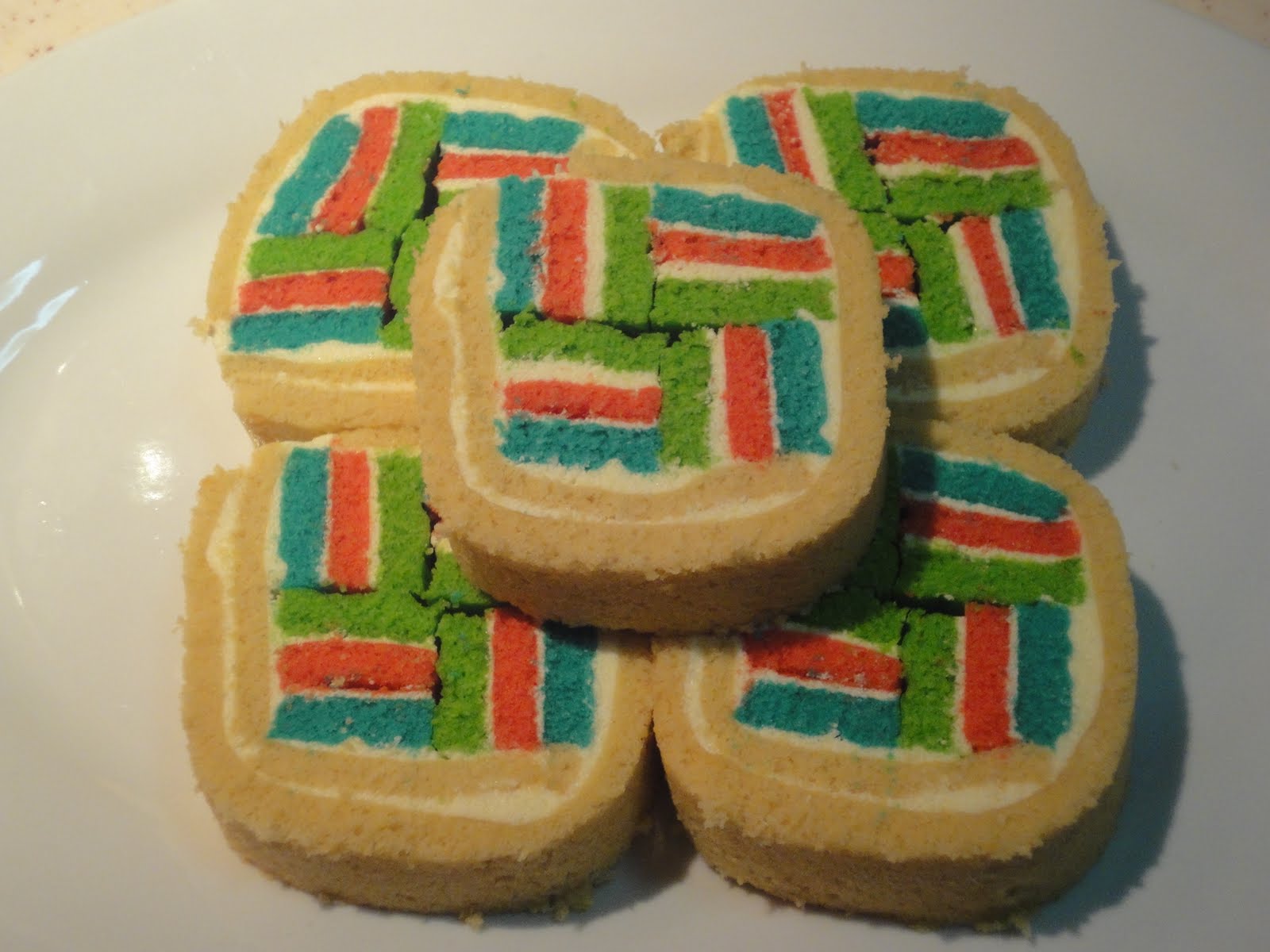 JUICY CAFE: BENJI ROLL