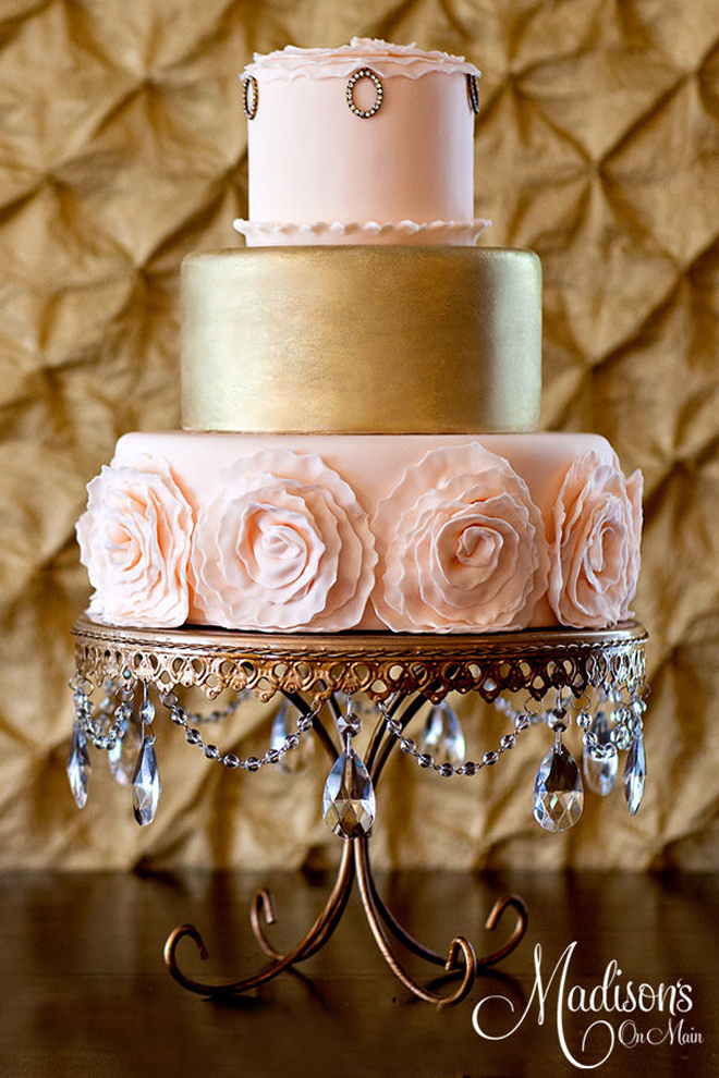 Gold Wedding Cakes - Belle The Magazine