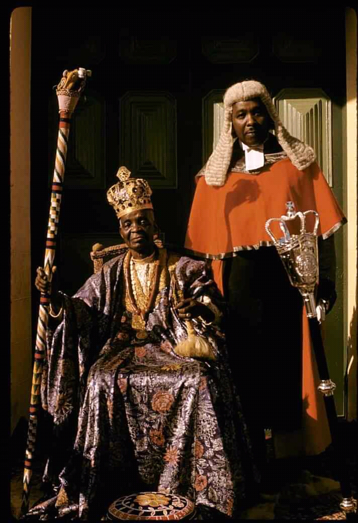 Rare photo of Alake of Egbaland and his son - Historical Update