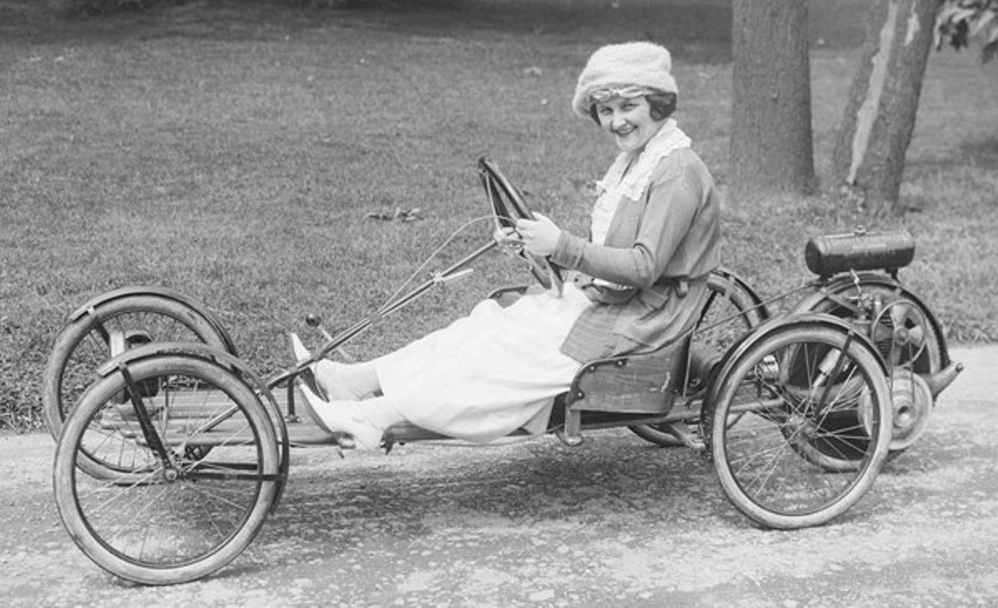 Smith Flyer, a Small Five Wheeled With Two-Seat Car From the 1910s ...