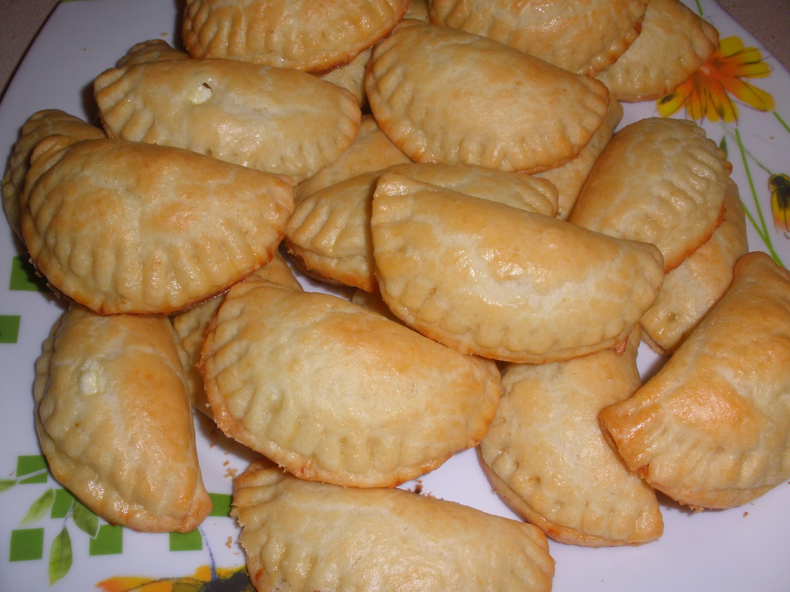 Come to cook: Τυροπιτακια με ζυμη κουρου