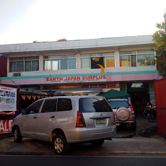 2 want to eat restos and Earth Japan Surplus ~ Handy Matt