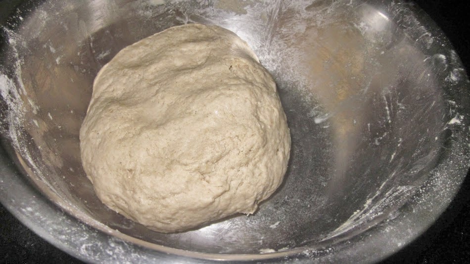 Lip Smacking: Basic Roti Dough / Kneading Roti Dough