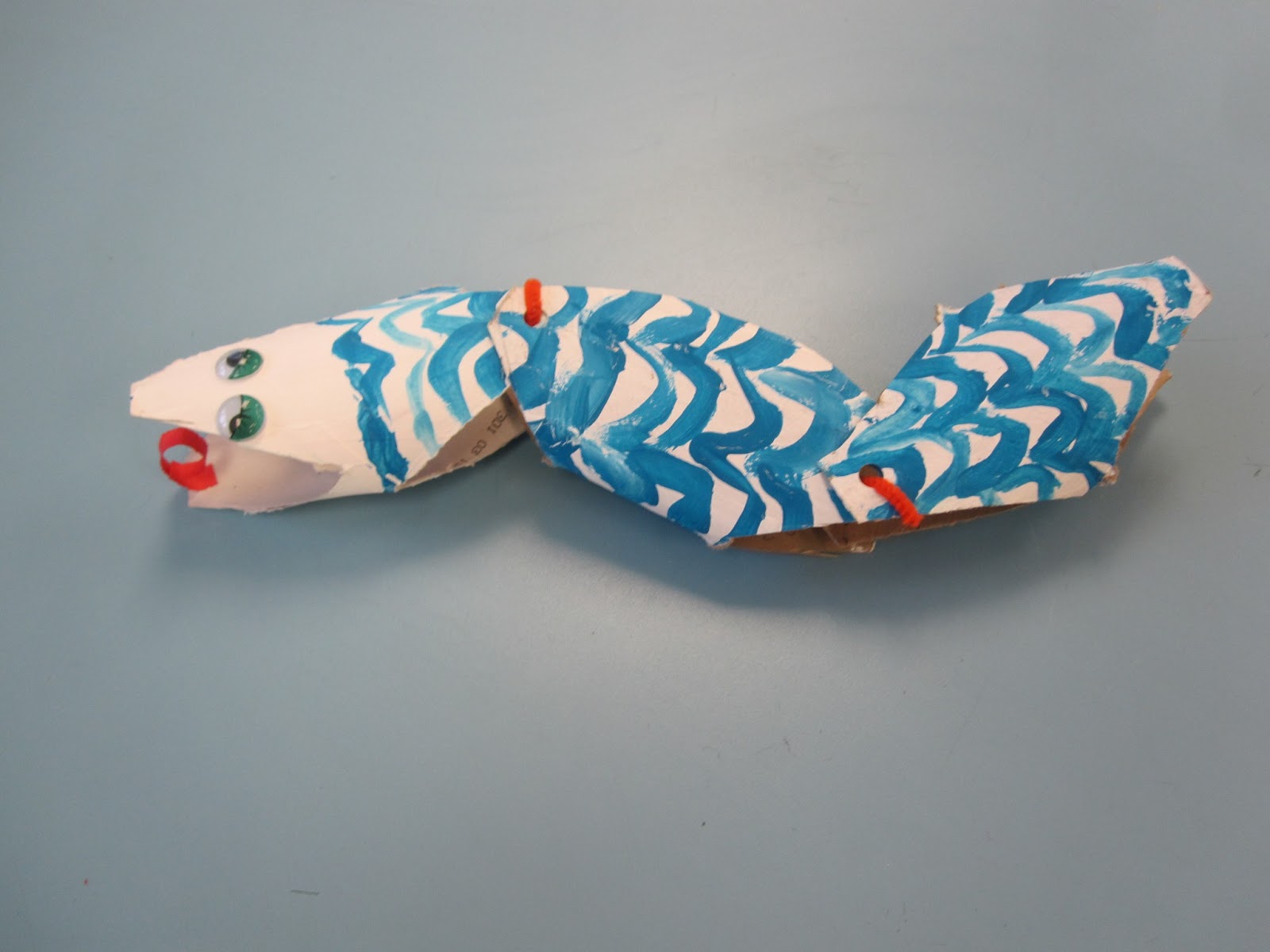 Mini Crayons: Recycled Snakes Update