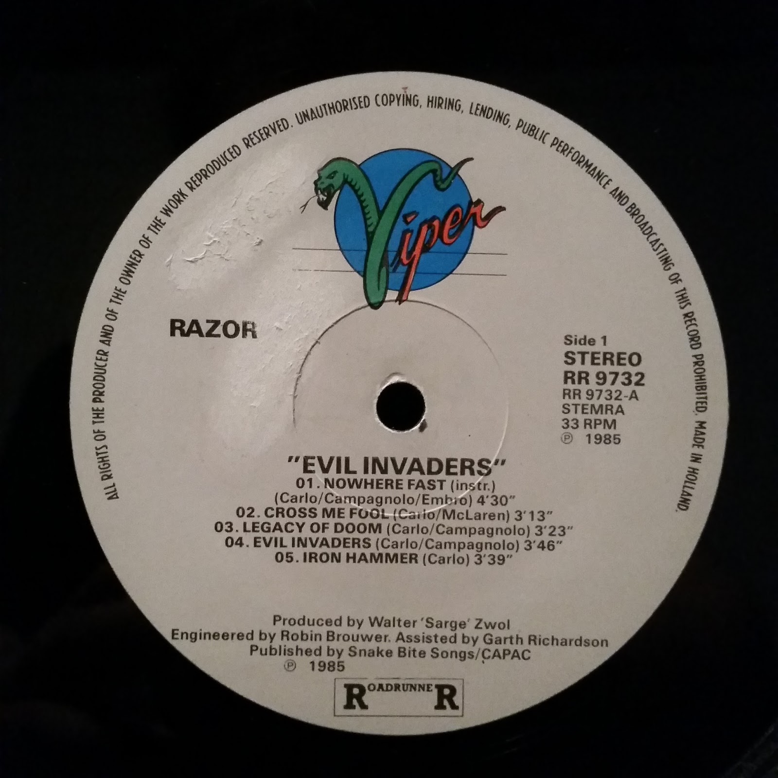 Brown-Sock's Shit Hole: Razor (Can) - Evil Invaders (1985)