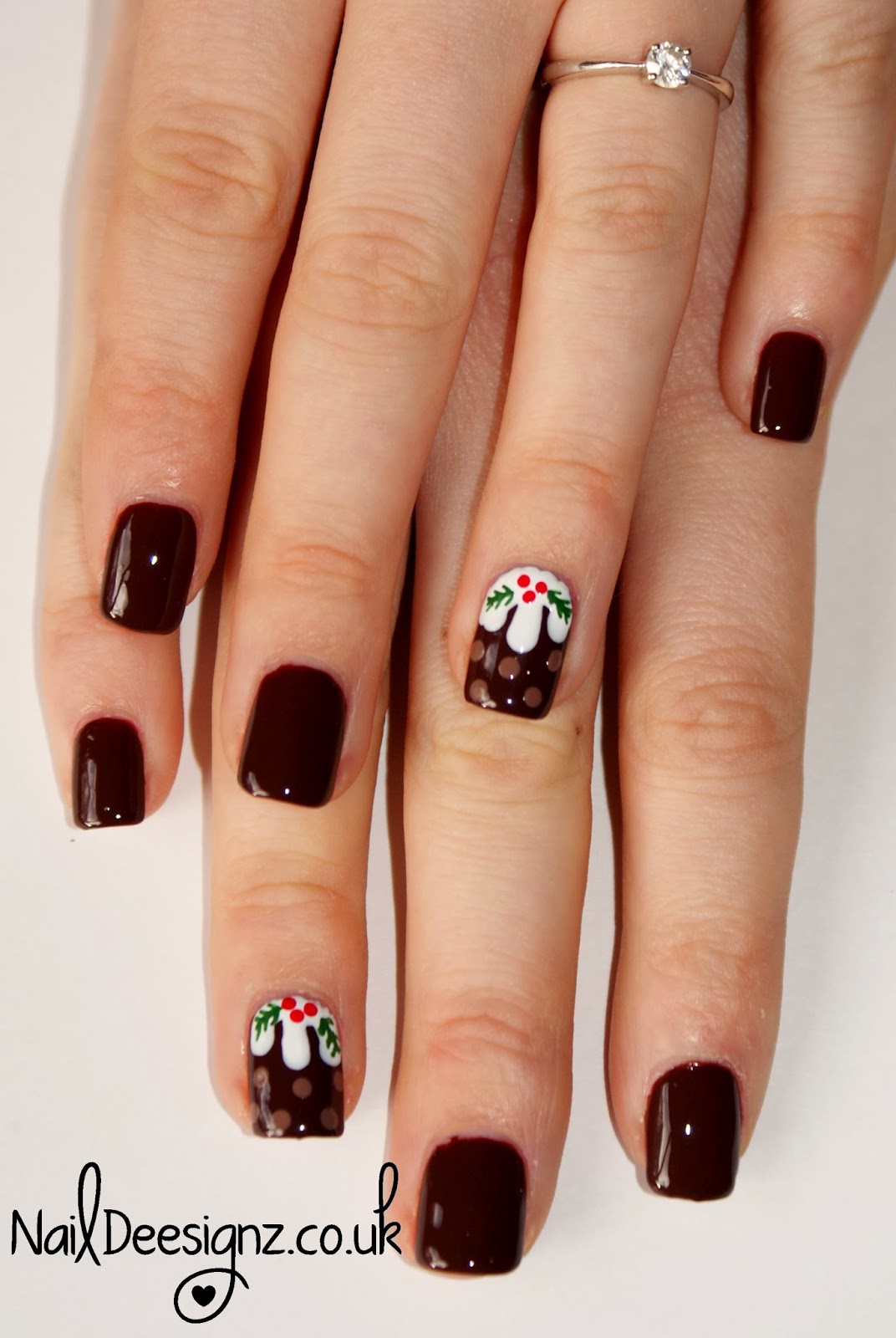 NailDeesignz: Christmas Pudding Nail Art
