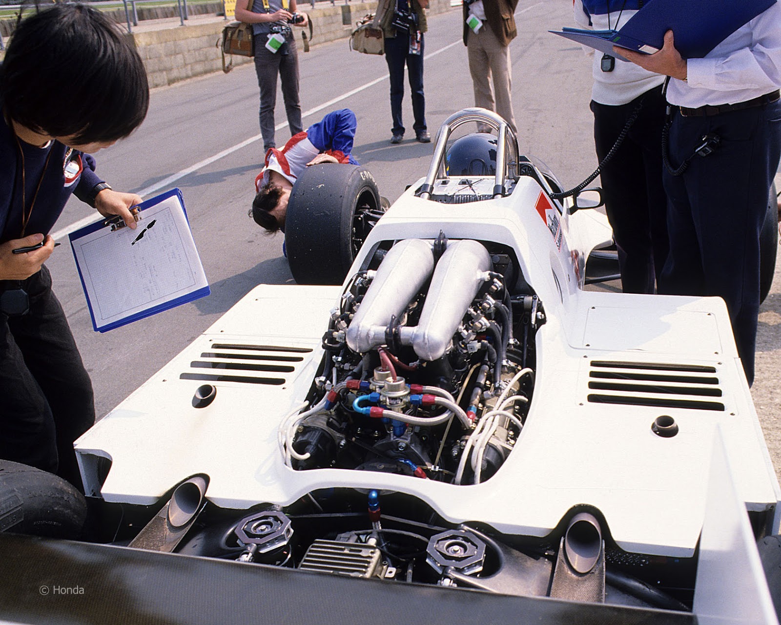 GTdrivingclubPT: Lendas e Motores - Spirit 201/201C