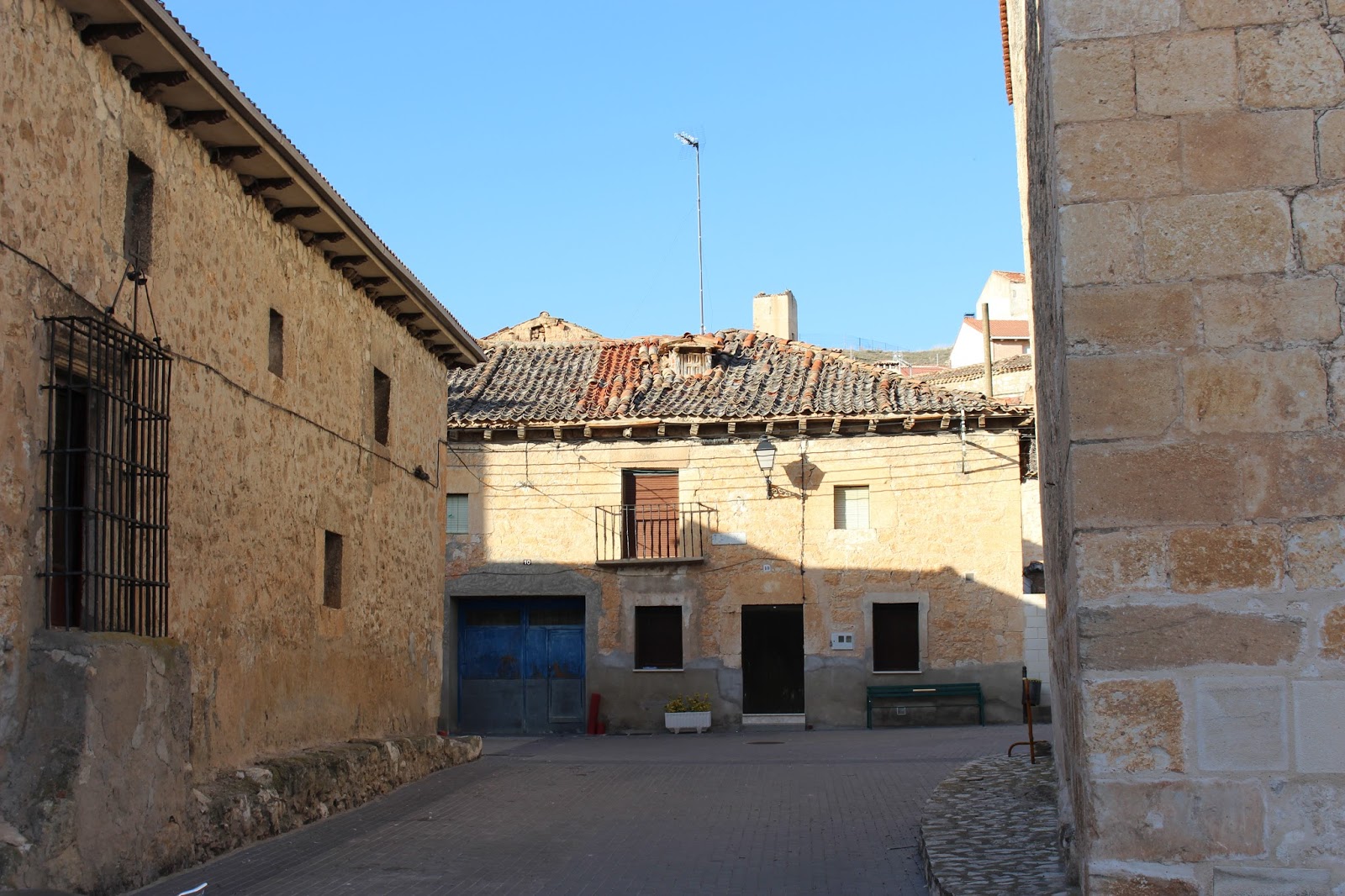 Lienzo de Babel: Santa Cruz de la Salceda