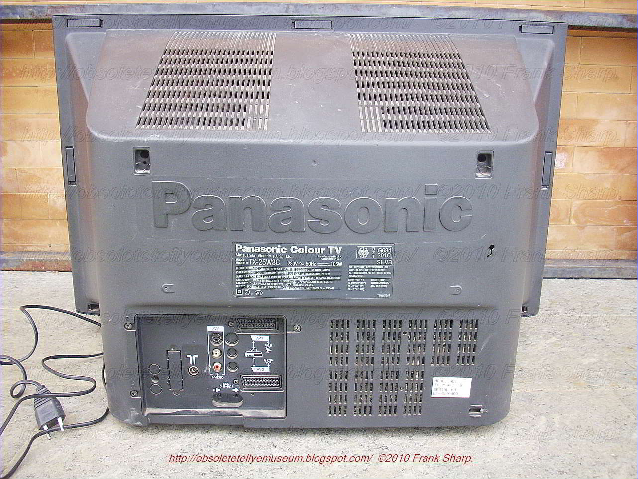 Obsolete Technology Tellye !: PANASONIC TX-25W3C YEAR 1994.