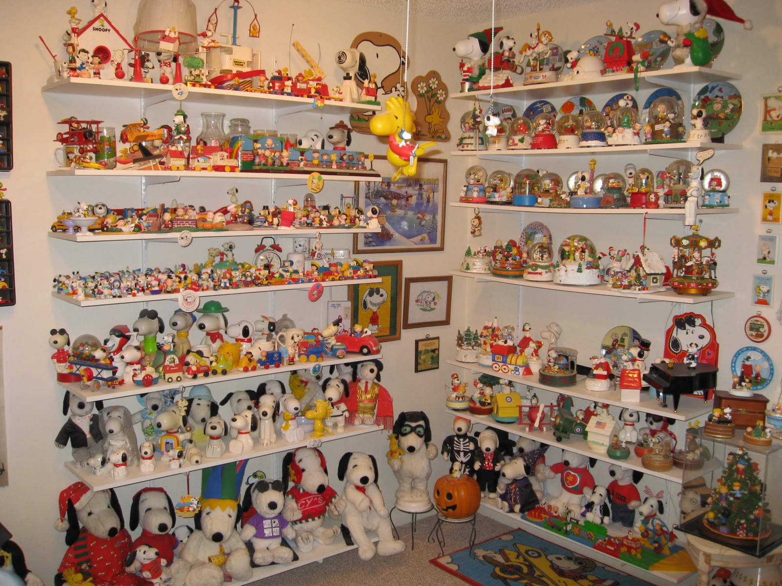 Simple Pleasures: Hobby : Collecting