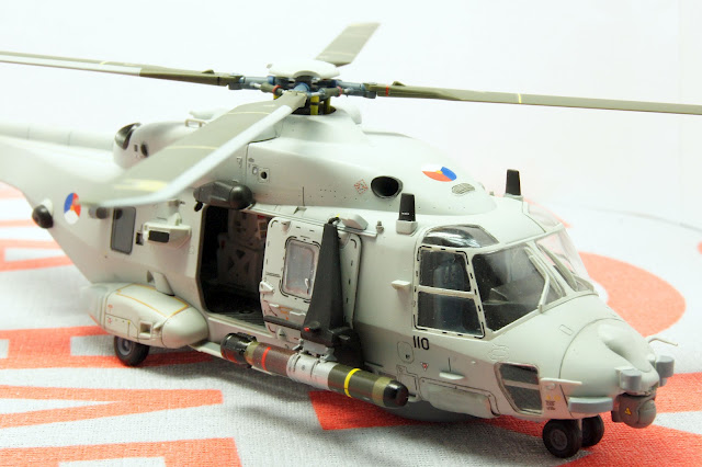 Fine Scale Aviation: Revell NH90 NFH "NAVY" 1/72